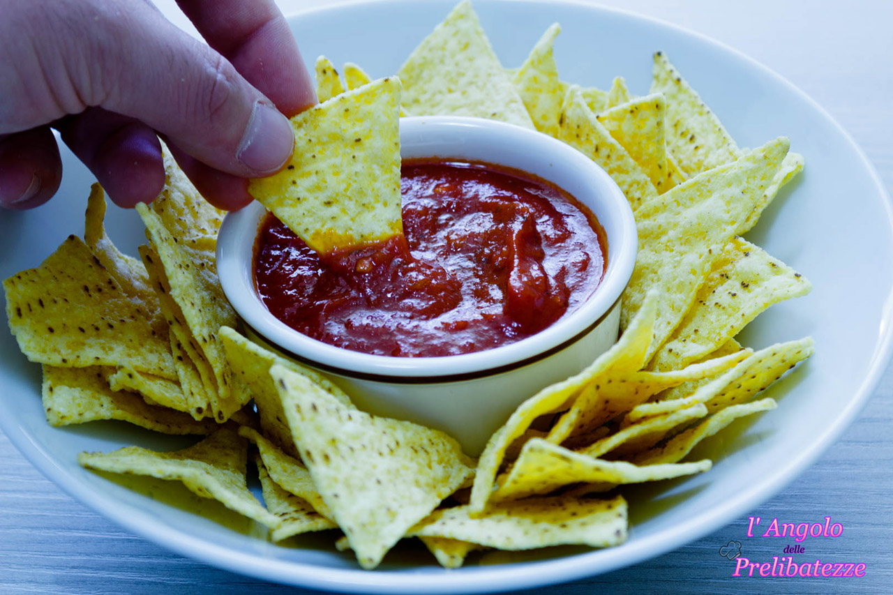 Salsa rossa piccante per tortilla chips | l'Angolo delle Prelibatezze