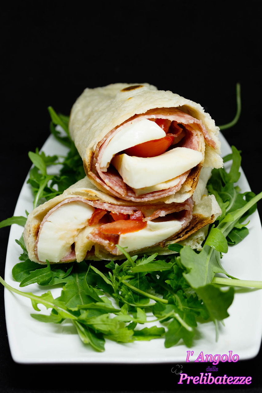Pan Piadina con esubero di lievito madre | l'Angolo delle Prelibatezze
